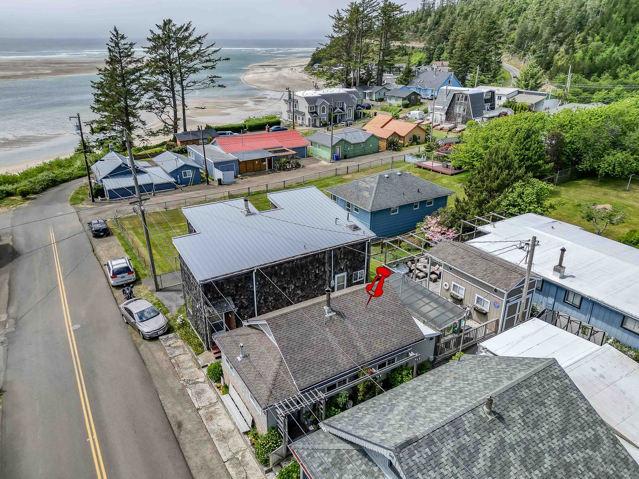 Netarts Bungalow | 1 Bedroom House in Netarts, OR | Meredith Lodging