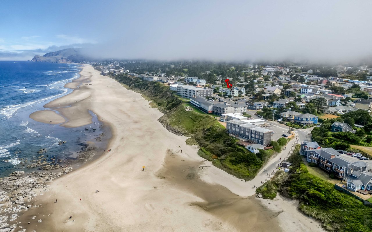 Salt and the Sea | 3 Bedroom House in Lincoln City, OR | Meredith Lodging